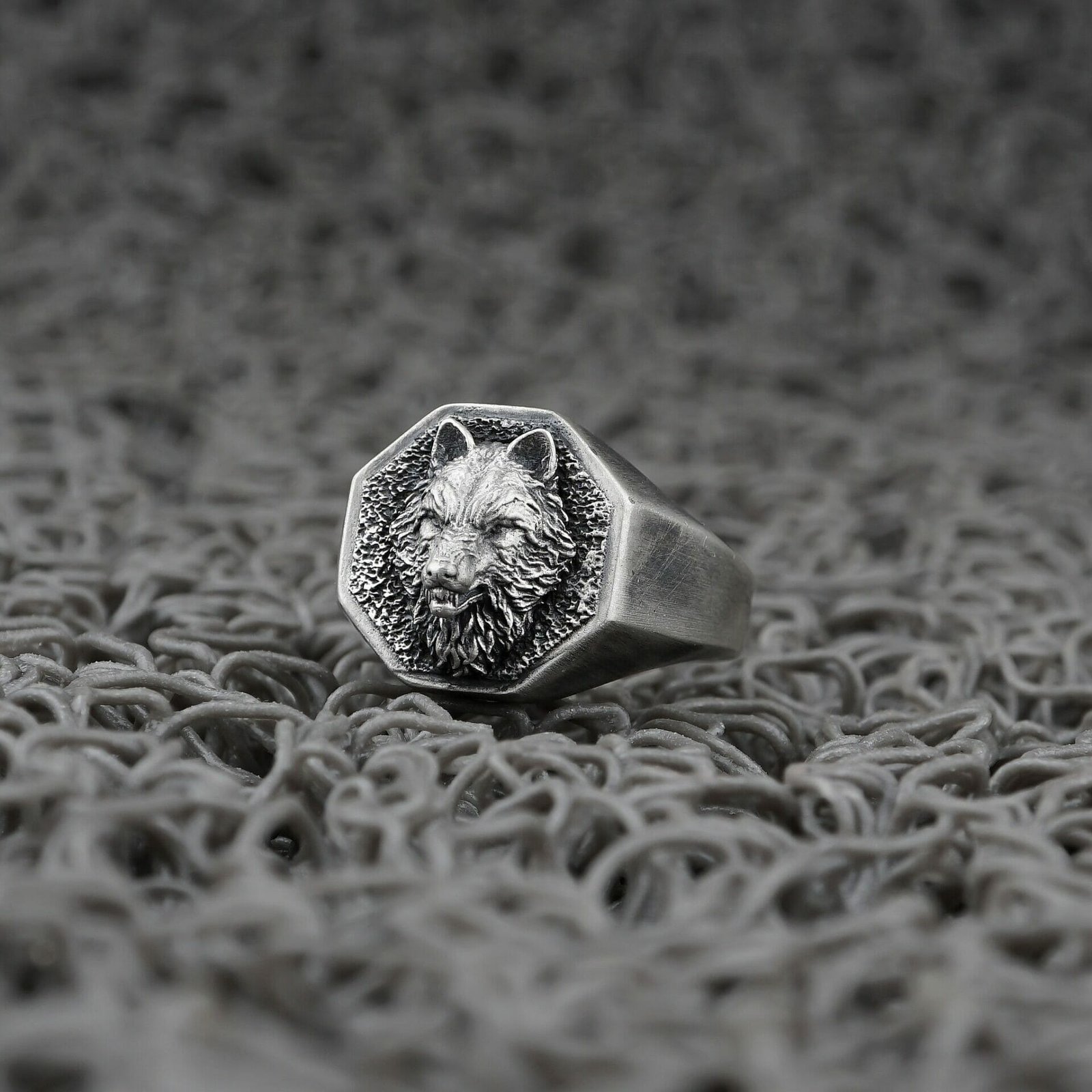 Wolf Signet Ring for Men